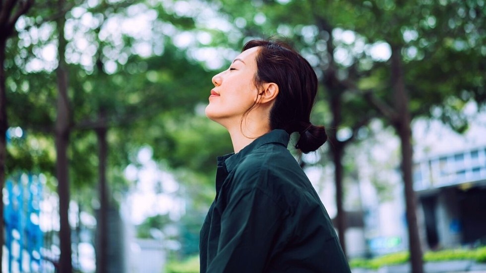 How to Calm Down: 8 Tips to Calm Your Nerves - Goalcast