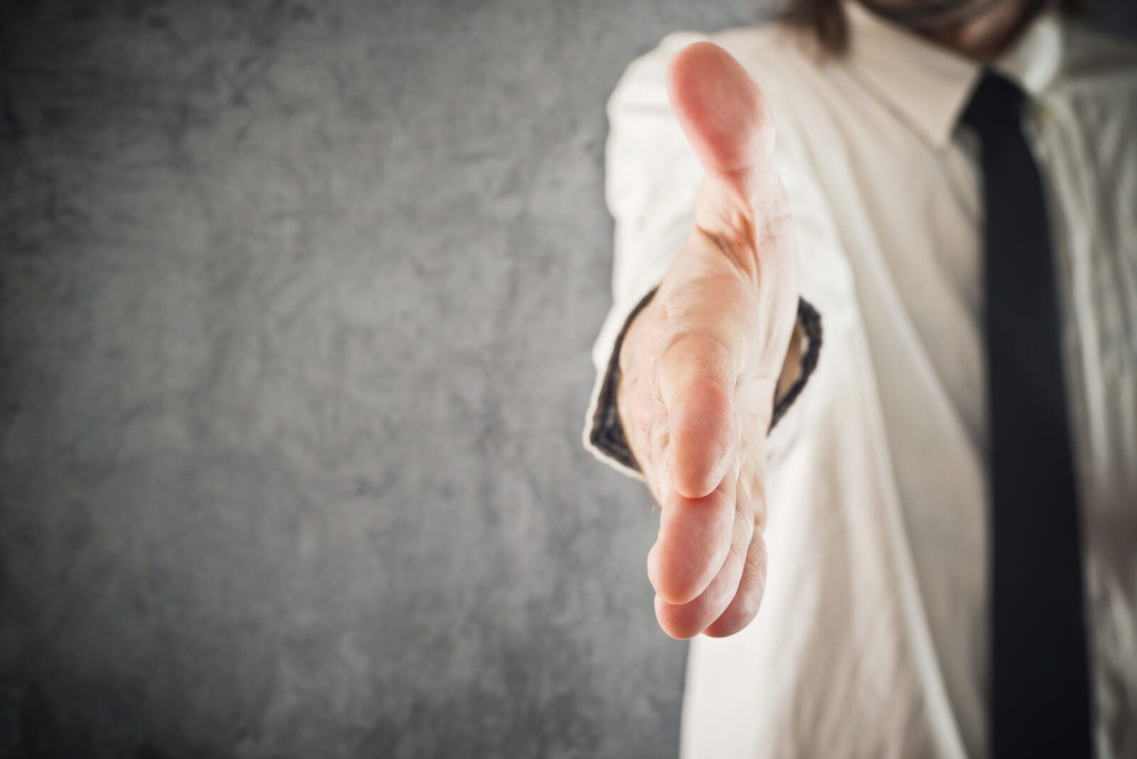 8 Easy Tips to Make Your First Day at Work a Success - Goalcast