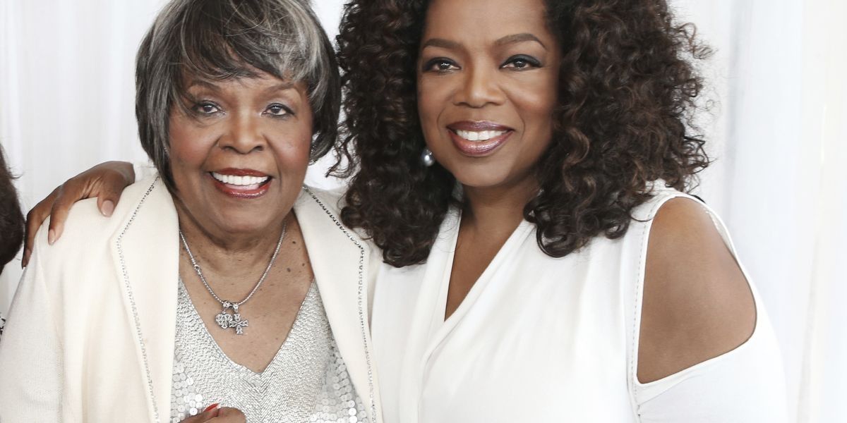 Oprah Shares the Sad, Beautiful Story About Her Mother’s Last Days ...