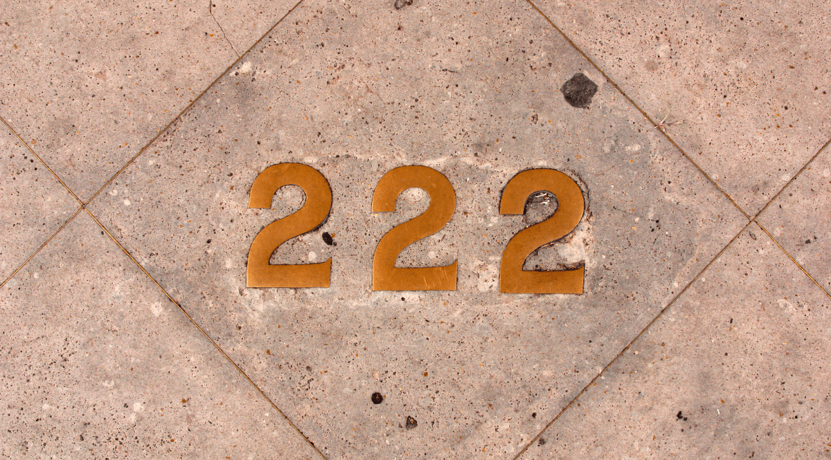 The Spiritual Meaning of 222 and Its Significance in Love and Life