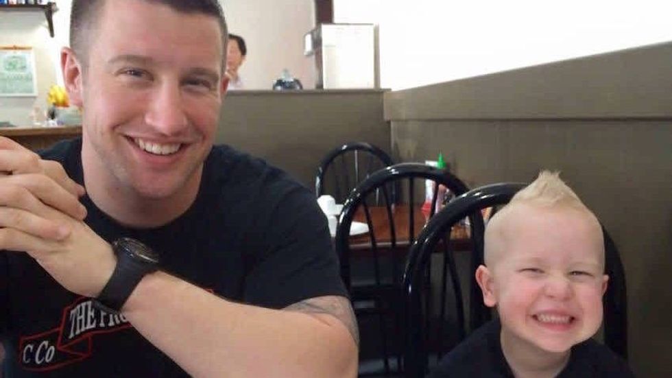 Man Teaches Valuable Life Lesson After a Mother Mocked Him for Being ...